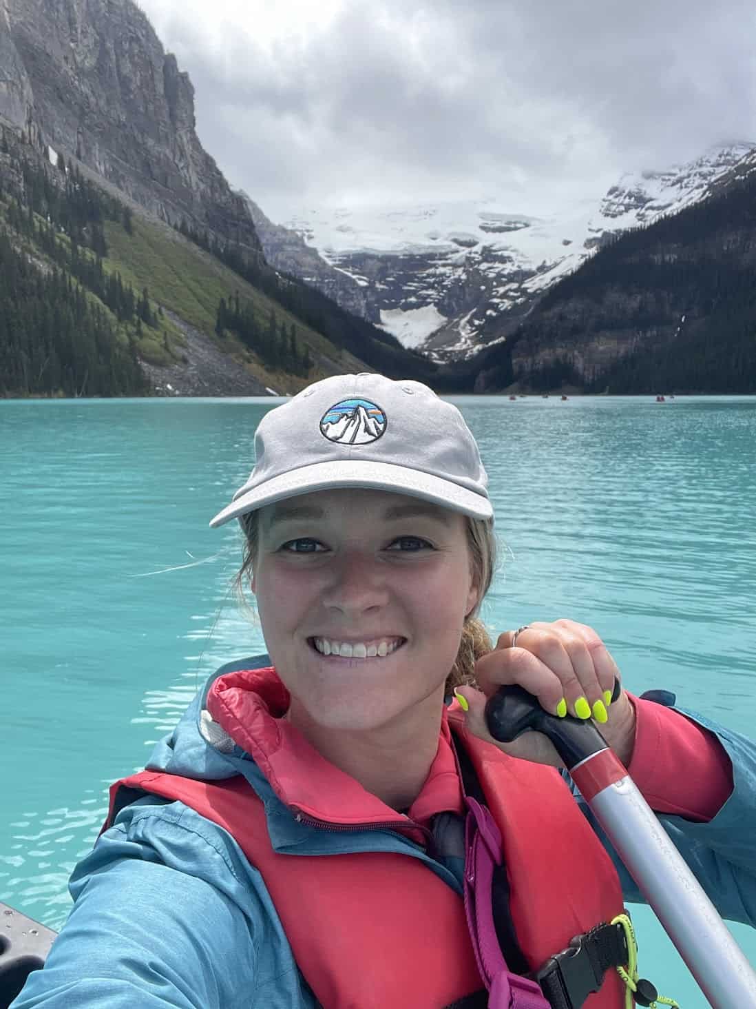 Six Mistakes to Avoid When Visiting Lake Louise, Canada | Robin on the Road